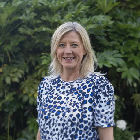 Julia Edmonds | Elior UK